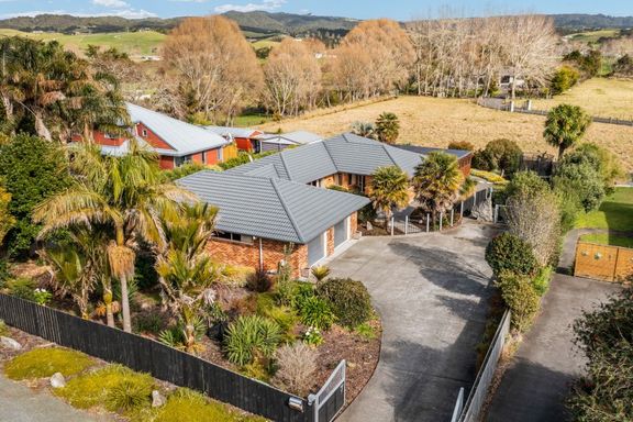 Property value - 73 Marsden Point Road, Ruakaka - realestate.co.nz