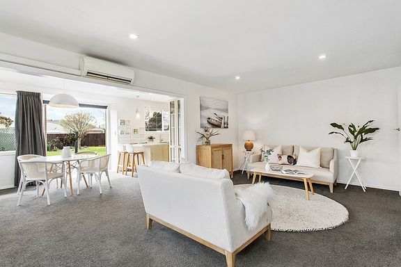 Property value - 10 Fairmile Place, Russley - realestate.co.nz