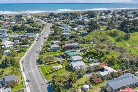 Property value - 636 Waitarere Beach Road, Waitarere Beach - realestate ...