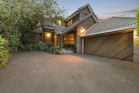 Property value - 17A Karetu Road, Greenlane - realestate.co.nz