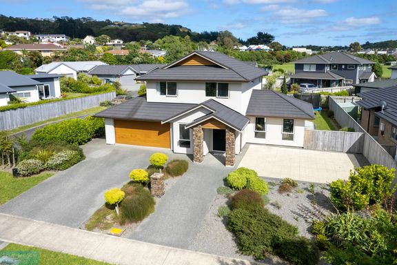 Property value - 40 Resolution Drive, Whitby - realestate.co.nz