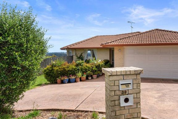 Property value - 39 Bluebird Crescent, Unsworth Heights - realestate.co.nz