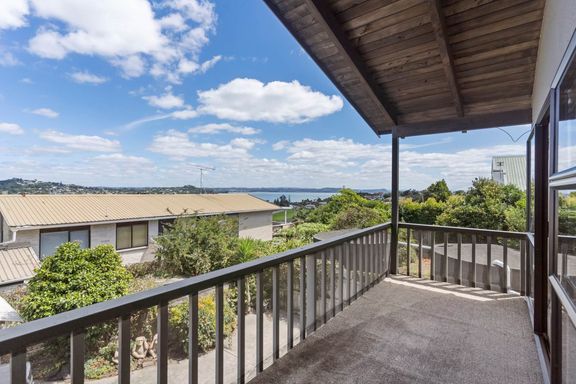 Property value - 60A Stanmore Bay Road, Stanmore Bay - realestate.co.nz