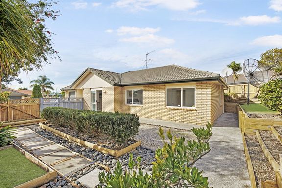 Property value - 17 Brompton Place, Burswood - realestate.co.nz