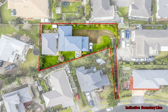 Property value - 16 Ewhurst Place, Goodwood Heights - realestate.co.nz