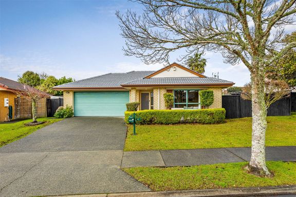 Property value - 12 Waterstone Way, Henderson - realestate.co.nz