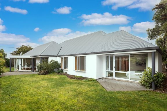 Property value - 255 Avonhead Road, Avonhead - realestate.co.nz