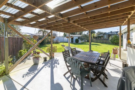 Property value - 17 Cardiff Street, Levin - realestate.co.nz