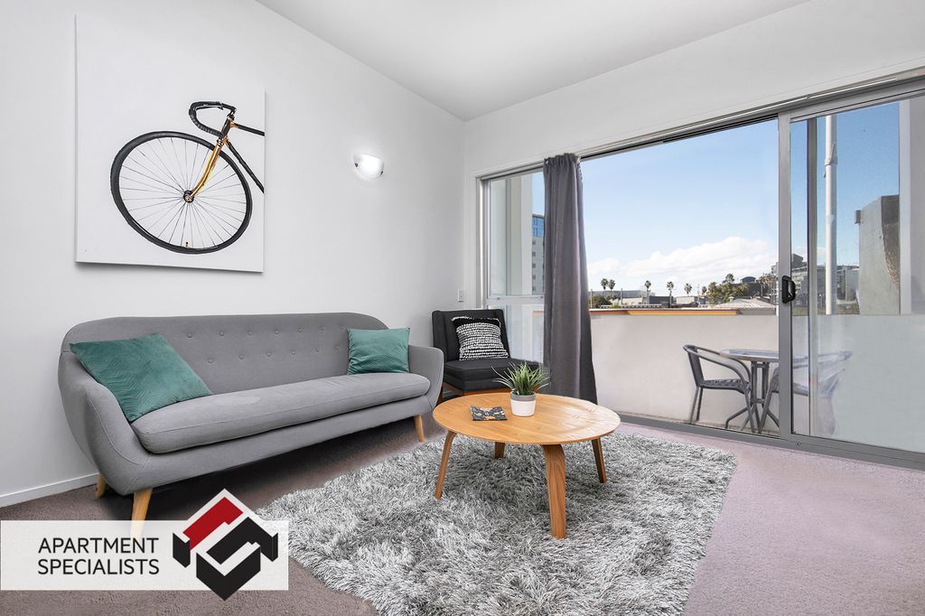 Property value - 155 Beach Road, Castor Bay - realestate.co.nz