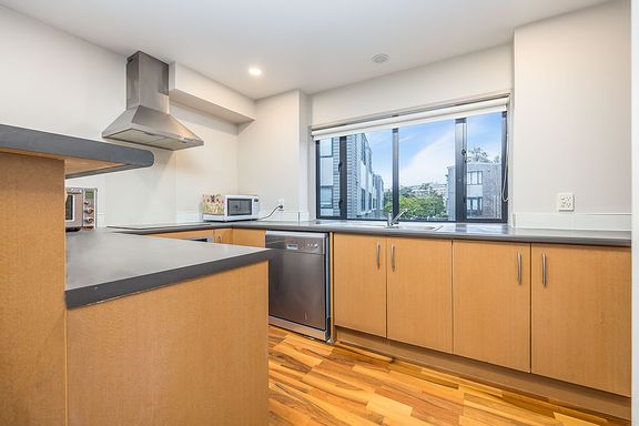 Property value - 10 Dovedale Place, Parnell - realestate.co.nz