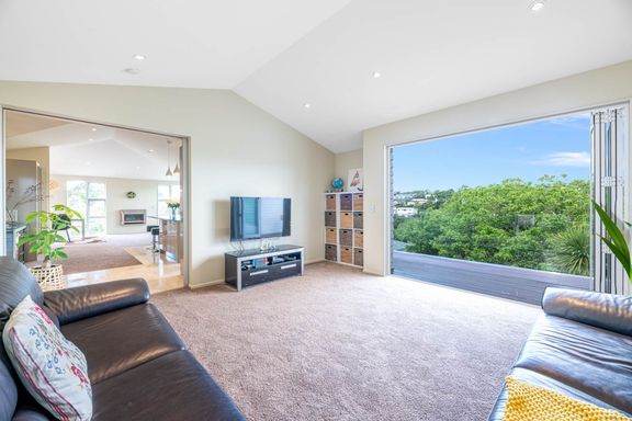 Property value - 44B Nigel Road, Browns Bay - realestate.co.nz