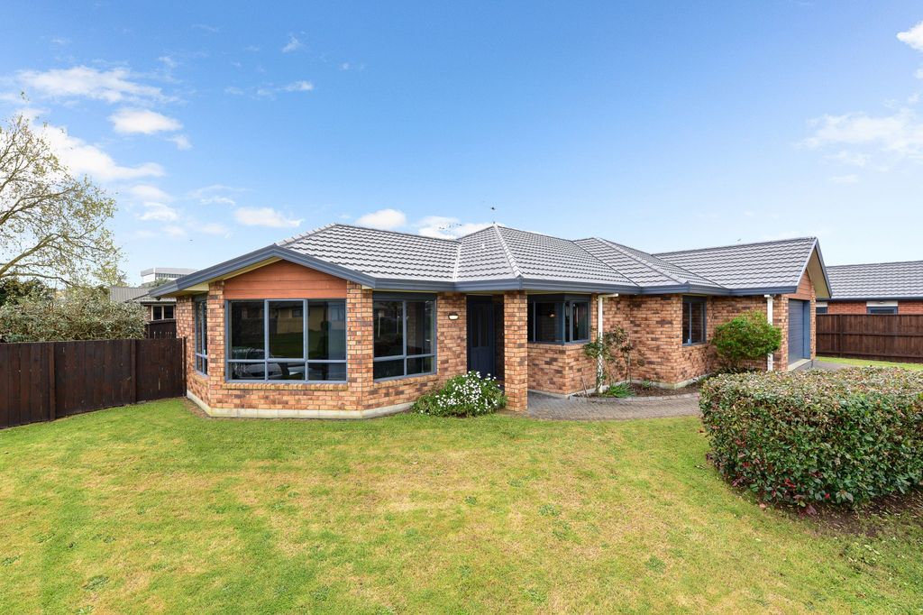 Property value - 23 Nottingham Drive, Hamilton East - realestate.co.nz