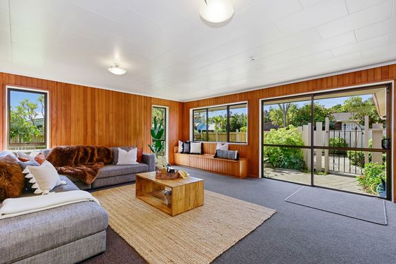 Property value - 4 Sharpley Place, Chartwell - realestate.co.nz