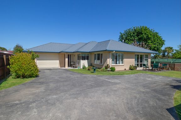 Property value - 97A Queen Street West, Levin - realestate.co.nz