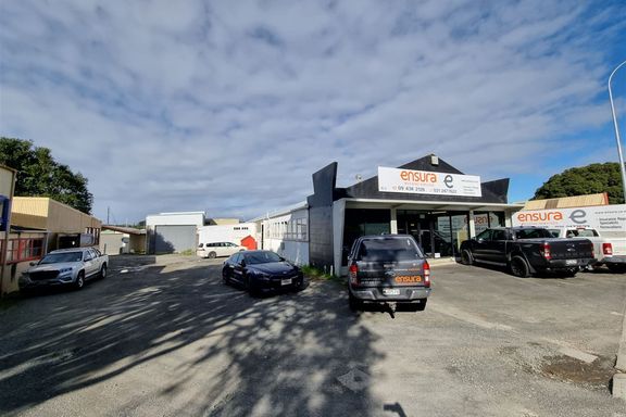 Property value - 44 Riverside Drive, Riverside - realestate.co.nz