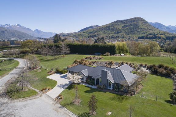 Property value - 39 Springbank Grove, Lower Shotover - realestate.co.nz