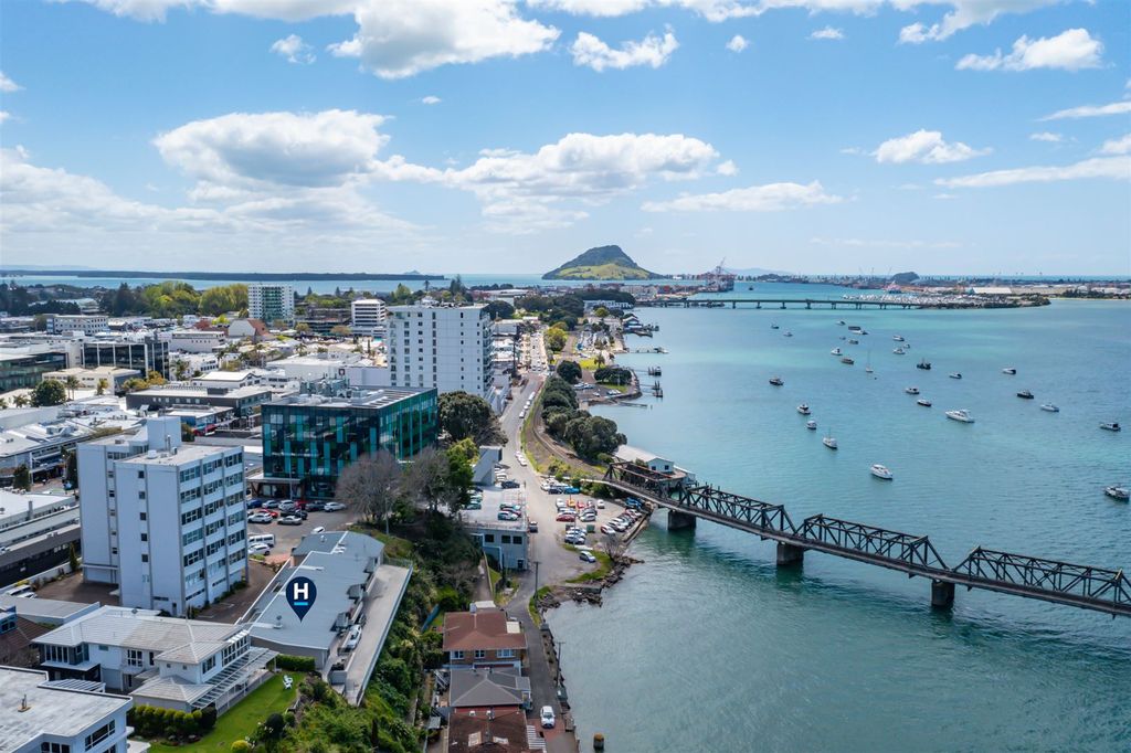 Property value - 4/6 Elizabeth Street, Tauranga Central - realestate.co.nz