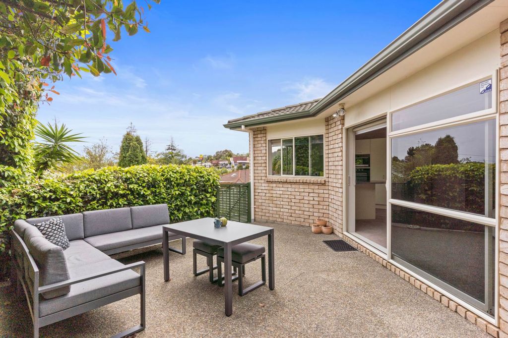 Property value - 49 Elan Place, Arkles Bay - realestate.co.nz