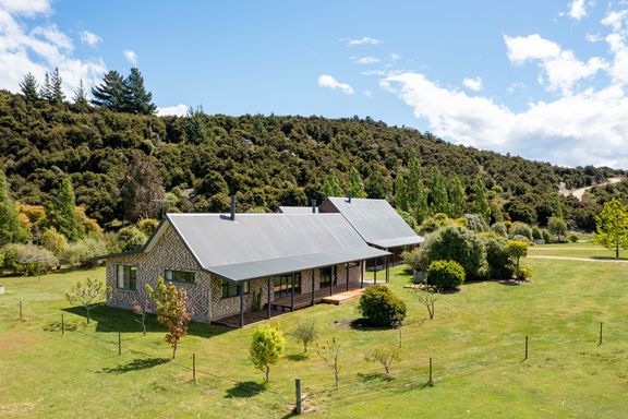 Property value - 3467 Luggate-cromwell Road, Luggate - realestate.co.nz
