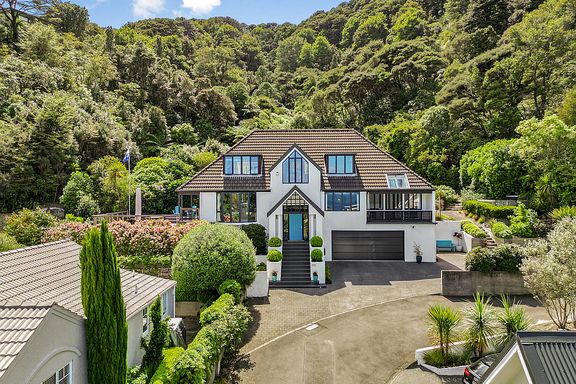 Property value - 110 Cheviot Road, Lowry Bay - realestate.co.nz