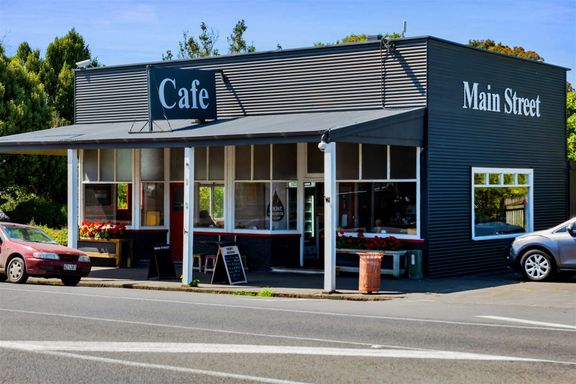 Property value - 57 Weraroa Road, Waverley - realestate.co.nz