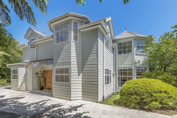 Property value - 9 Masefield Way, Karori - realestate.co.nz