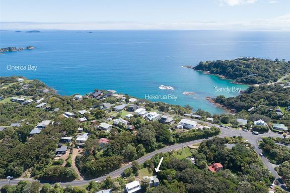 Property value - 52 Goodwin Avenue, Oneroa - realestate.co.nz