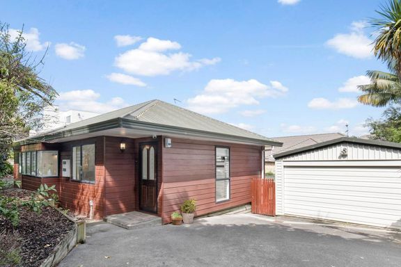 Property value - 6A Rodney Street, Howick - realestate.co.nz