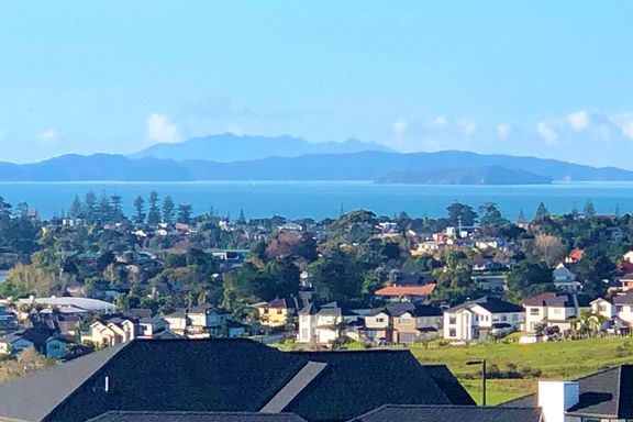 Property value - 66 Wainui Road, Silverdale - realestate.co.nz