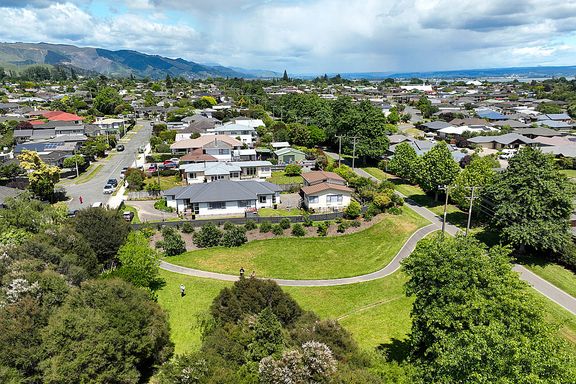 Property value - 2 Bledisloe Avenue, Stoke - realestate.co.nz