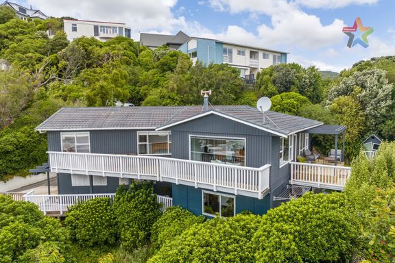 Property value - 6 Nikau Road, Point Howard - realestate.co.nz