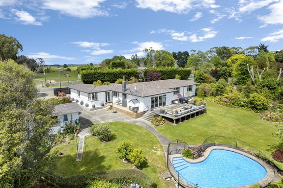 Property value - 118 Mangaone Road, Halcombe - realestate.co.nz