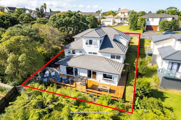 Property value - 21 Highgrove Lane, Totara Vale - realestate.co.nz