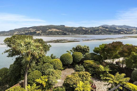 Property value - 16 Bayne Terrace, Macandrew Bay - realestate.co.nz