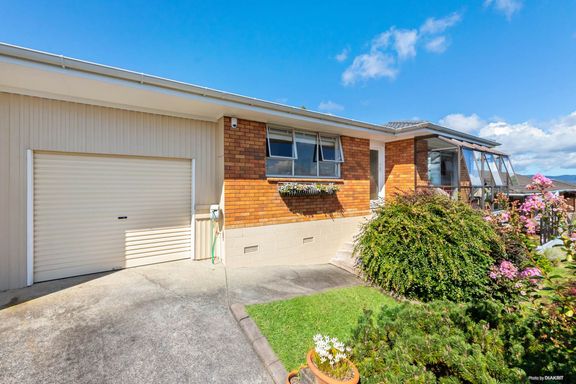 Property value - 2/2 Routley Drive, Glen Eden - realestate.co.nz