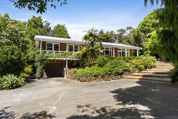 Property value - 238 Scenic Drive, Titirangi - realestate.co.nz