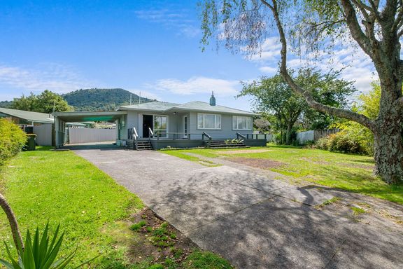 Property value - 3 Liane Place, Mangakakahi - realestate.co.nz