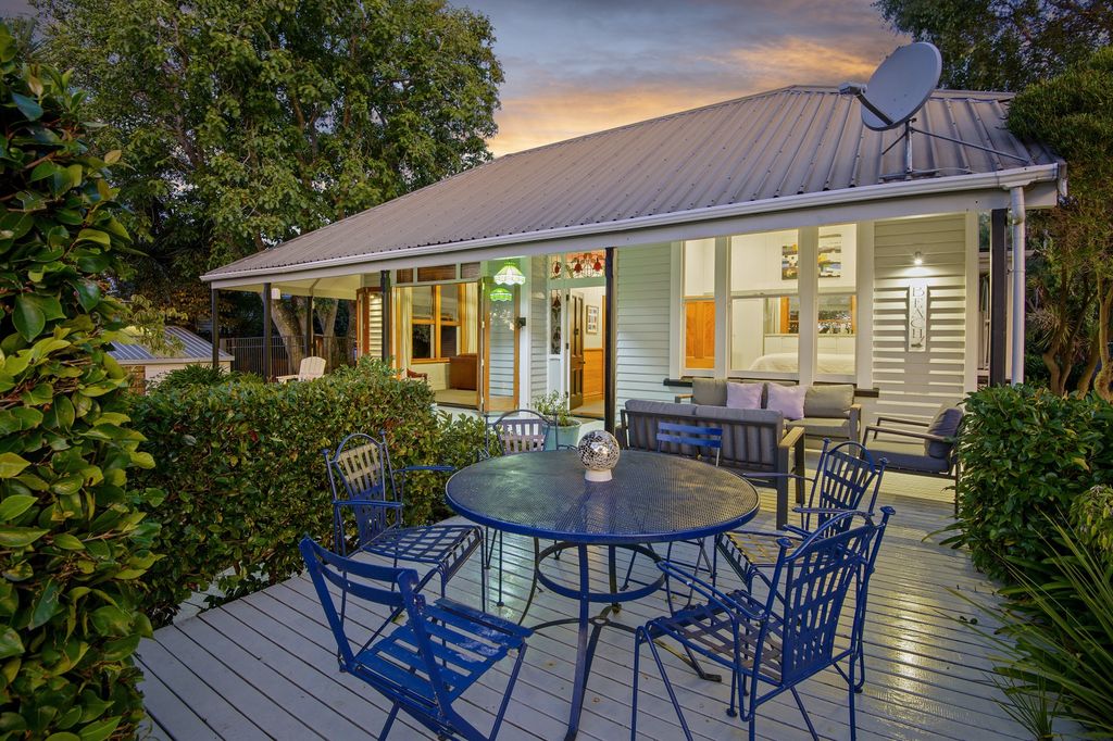 Property value - 49 Clarendon Terrace, Woolston - realestate.co.nz