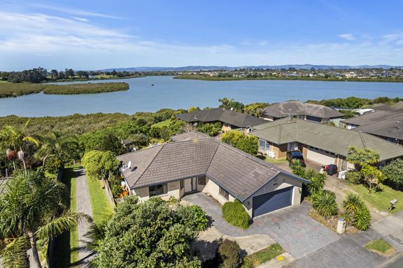 Property value - 89 Waimahia Avenue, Weymouth - realestate.co.nz