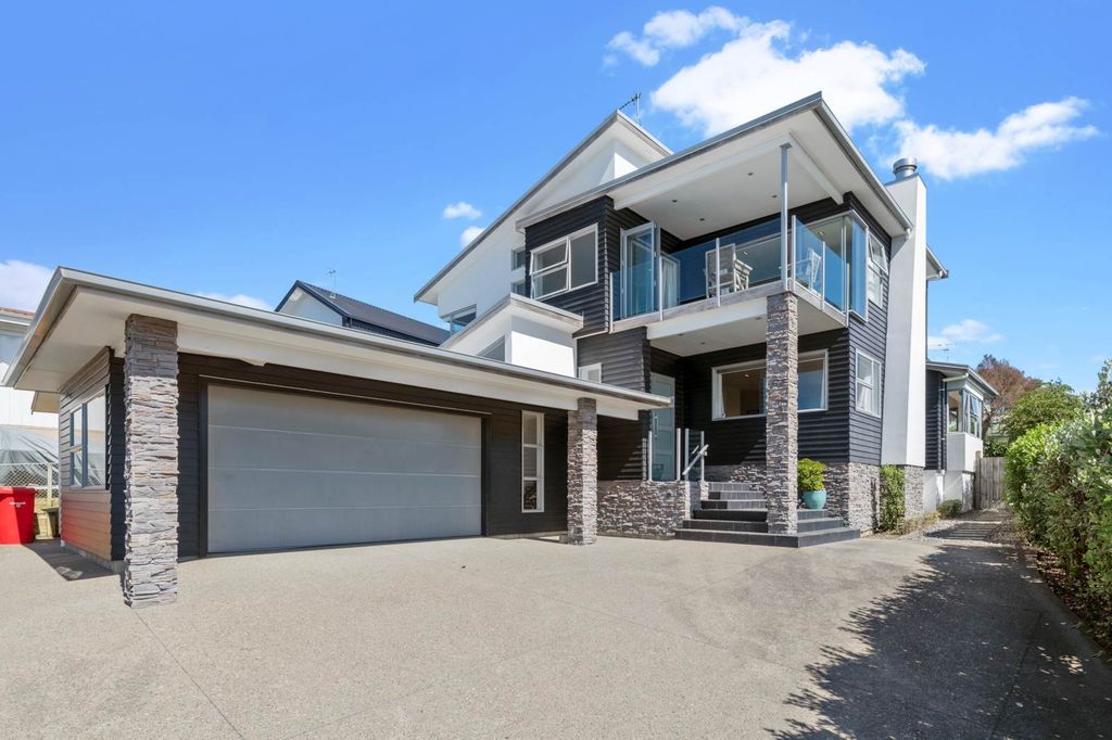 Property value - 4 Ladies Mile, Manly - realestate.co.nz