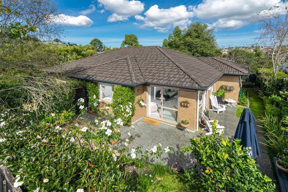 Property value - 1 Chloe Place, Massey - realestate.co.nz