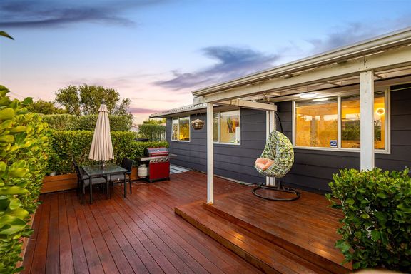 Property value - 26 Parakai Avenue, Parakai - realestate.co.nz