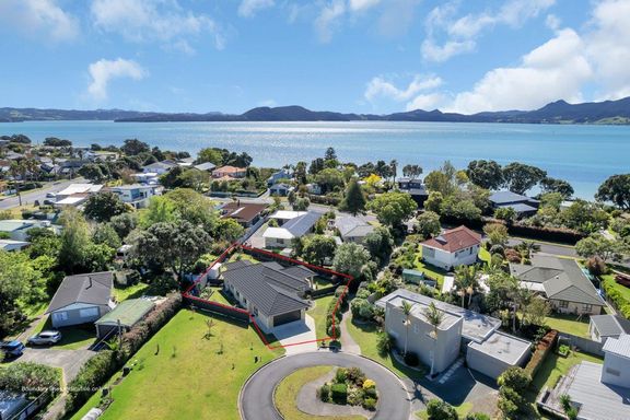 Property value - 160B One Tree Point Road, One Tree Point - realestate ...