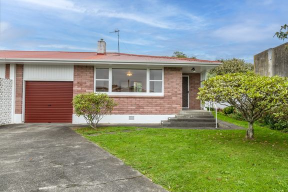 Property value - 5 Ely Place, Levin - realestate.co.nz