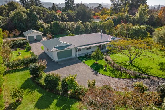 Property value - 31 Udy Street, Greytown - realestate.co.nz