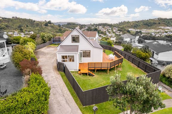 Property value - 86 Mercury Way, Whitby - realestate.co.nz