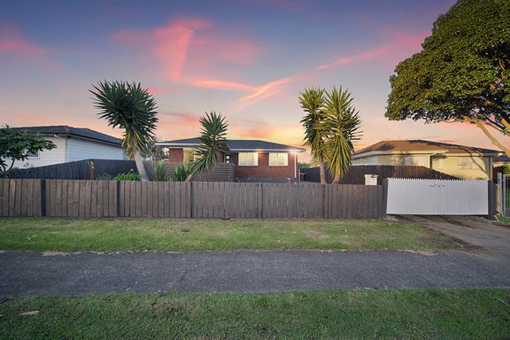 Property value - 440 Roscommon Road, Clendon Park - realestate.co.nz