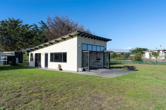 Property value - 11 Via Aroha, Waitarere Beach - realestate.co.nz