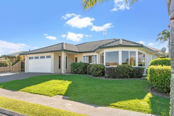 Property value - 41 Kath Hopper Drive, Orewa - realestate.co.nz