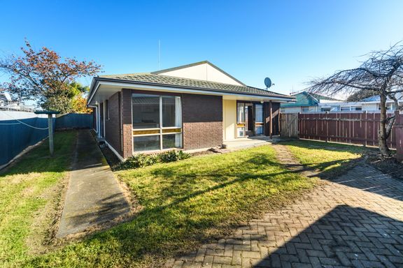 Property value - 19 Westmere Place, Takaro - realestate.co.nz